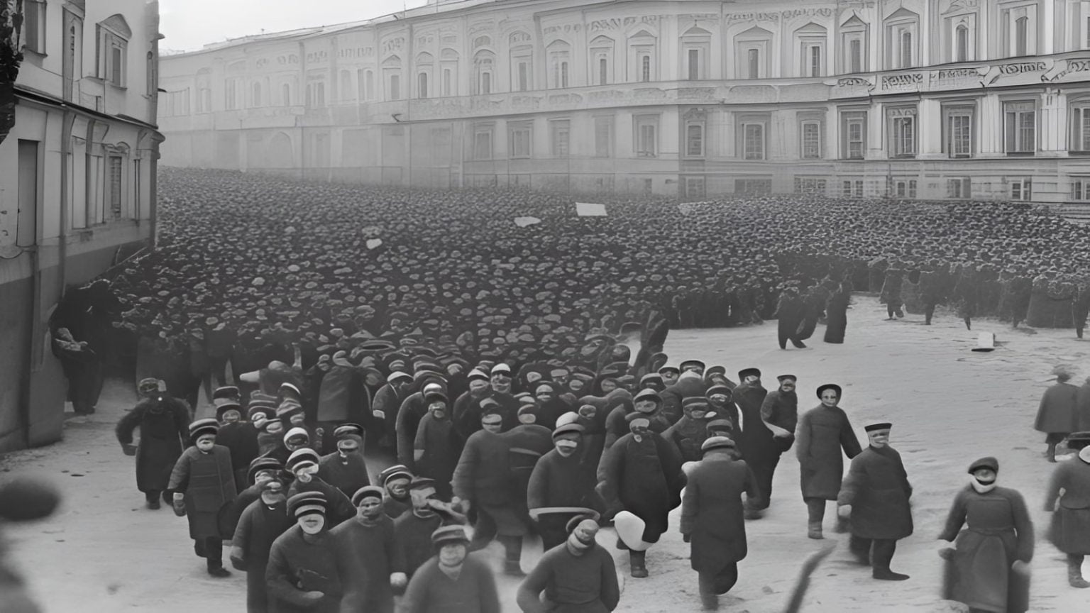 Ryska revolutionen: En historisk resa genom tidens vingslag ...